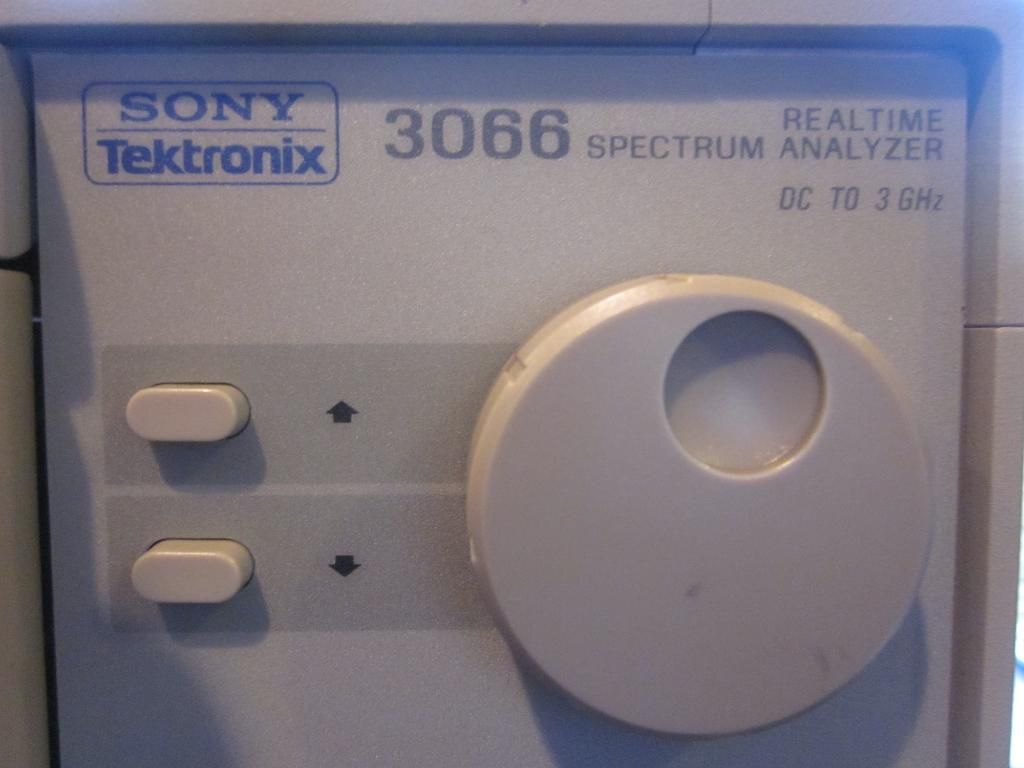 Tektronix 3066 Dc To 3 Ghz Real Time Spectrum Analyzer Spaulding Surplus